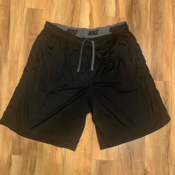 Nike | Shorts | Nike Mens Drifit Extra Large Black Basketball Shorts ...